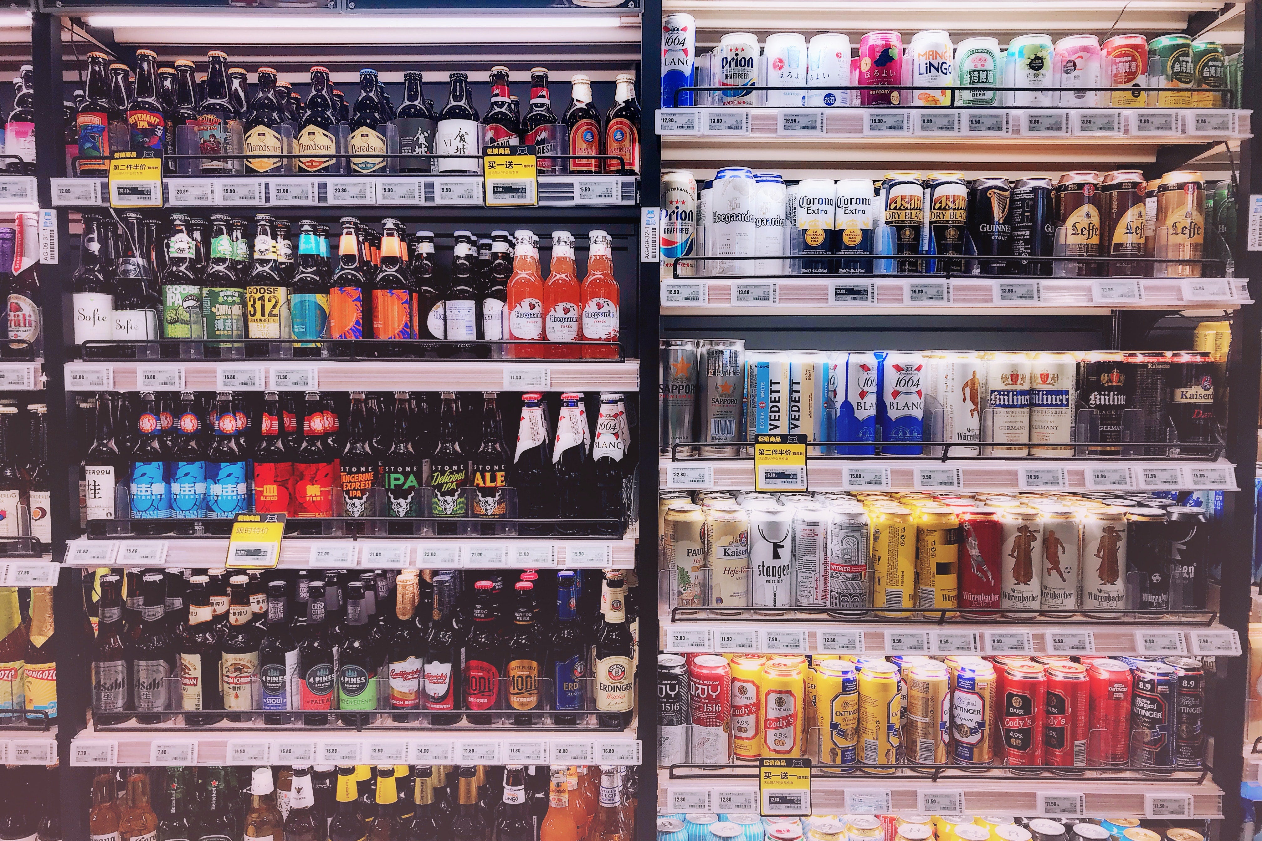 Staying Sober at Parties: Tips and Strategies – Acid Rain Water